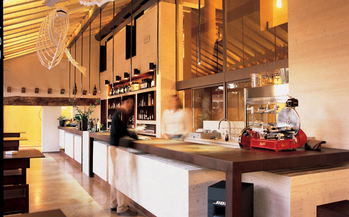 Interior design italiano - Armonia Group - Categoria Hospitality Momà ...